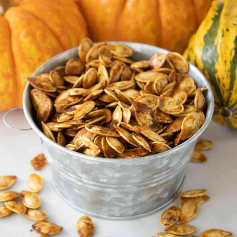 Roasted Pumpkin Seeds - Mindee's Cooking Obsession